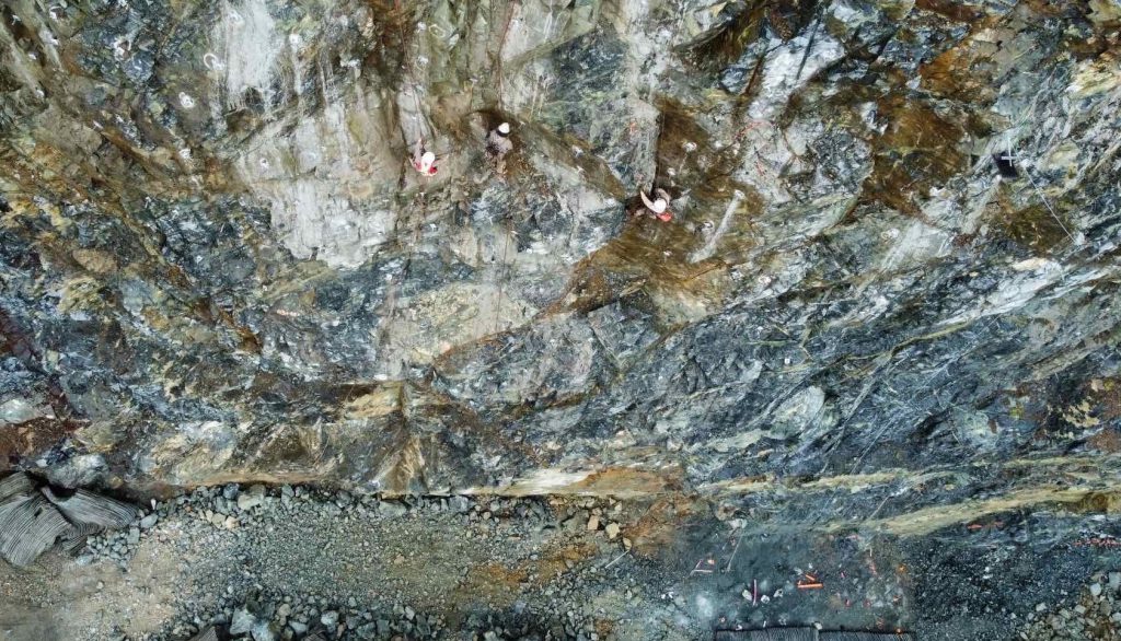 Scalers – Top to Bottom Rock Removal Specialists | TranBC